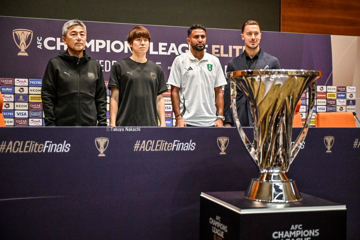 【川崎・長谷部監督と脇坂泰斗がACLE決勝前日会見で見せた熱さとは(1)】「このチャンスはめったにない。ともに掴みに行きましょう」と投げかけた言葉の背景。言葉にできぬ強い思い | 概要 | J ...