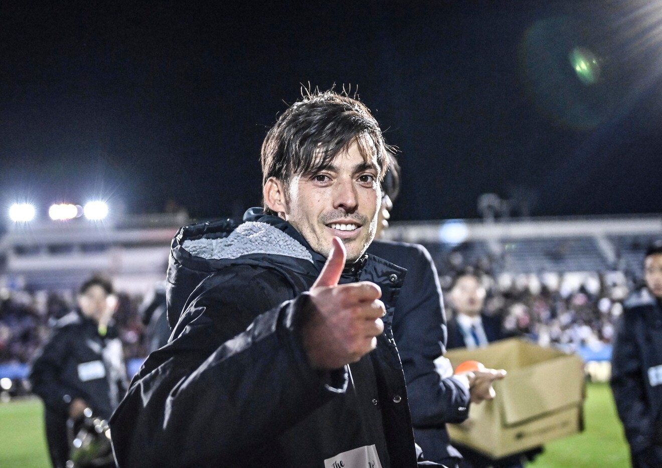 元スペイン代表MFダビド・シルバが横浜で1G2A！ 圧巻の活躍を見せた試合後に「ユニフォーム交換をした元日本代表MF」とは……Jと世界のスター選手が特別マッチで激突 | サッカー批評Web