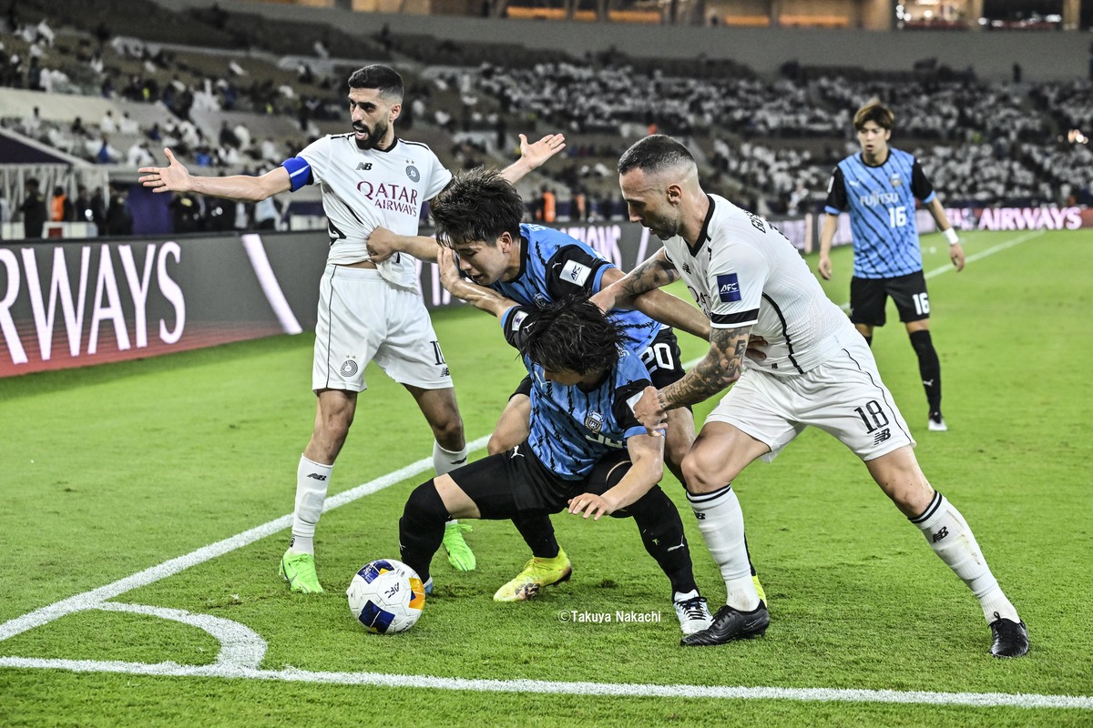 「場所がサウジアラビアなのに……」J1川崎のACLEアルサッド戦に駆け付けた「青い壁となったサポーター」がスゴい！「MVPは紛れもなくあなたたちです」の声 | 概要 | Jリーグ・国内 ...