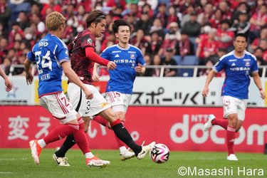 画像・写真:浦和の伊藤敦樹が2得点!ACL決勝を控えるマリノス 画像・写真:浦和の伊藤敦樹が2得点!ACL決勝を控えるマリノス
