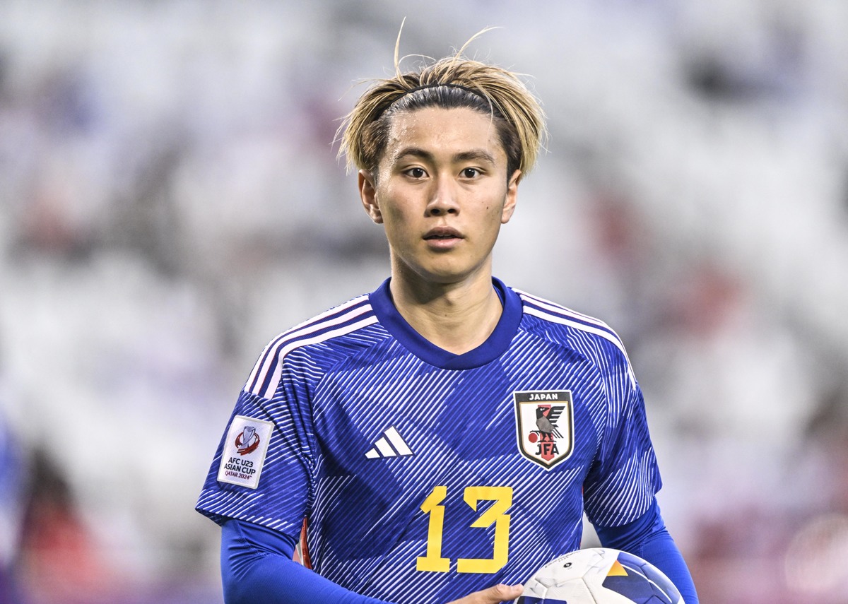 (3ページ目) 「アイドルやん」U23日本代表MF荒木遼太郎の“2つの表情”で多方面に称賛広がる！「あざといのもカッコいいのも両方好き」「大正解の投稿」などの声 | サッカー批評Web