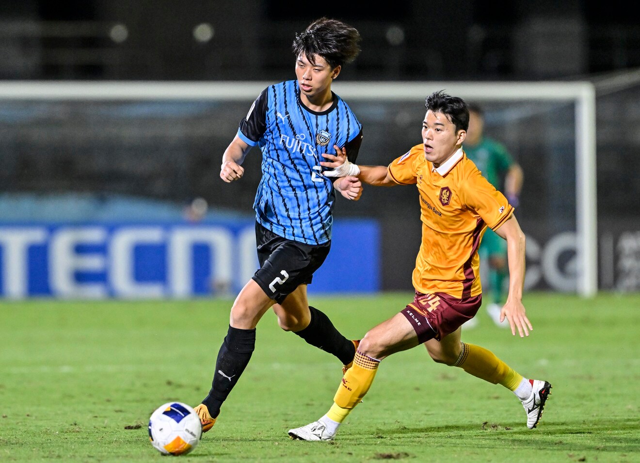 【ACLE初黒星のJ1川崎が抱いた悔恨と進化へのヒント(1)】三浦颯太、瀬川祐輔、遠野大弥が口を揃えたピッチ上での戸惑い。その中で高井幸大が「もっと必要」と話す戦い方とは | サッカー批評Web