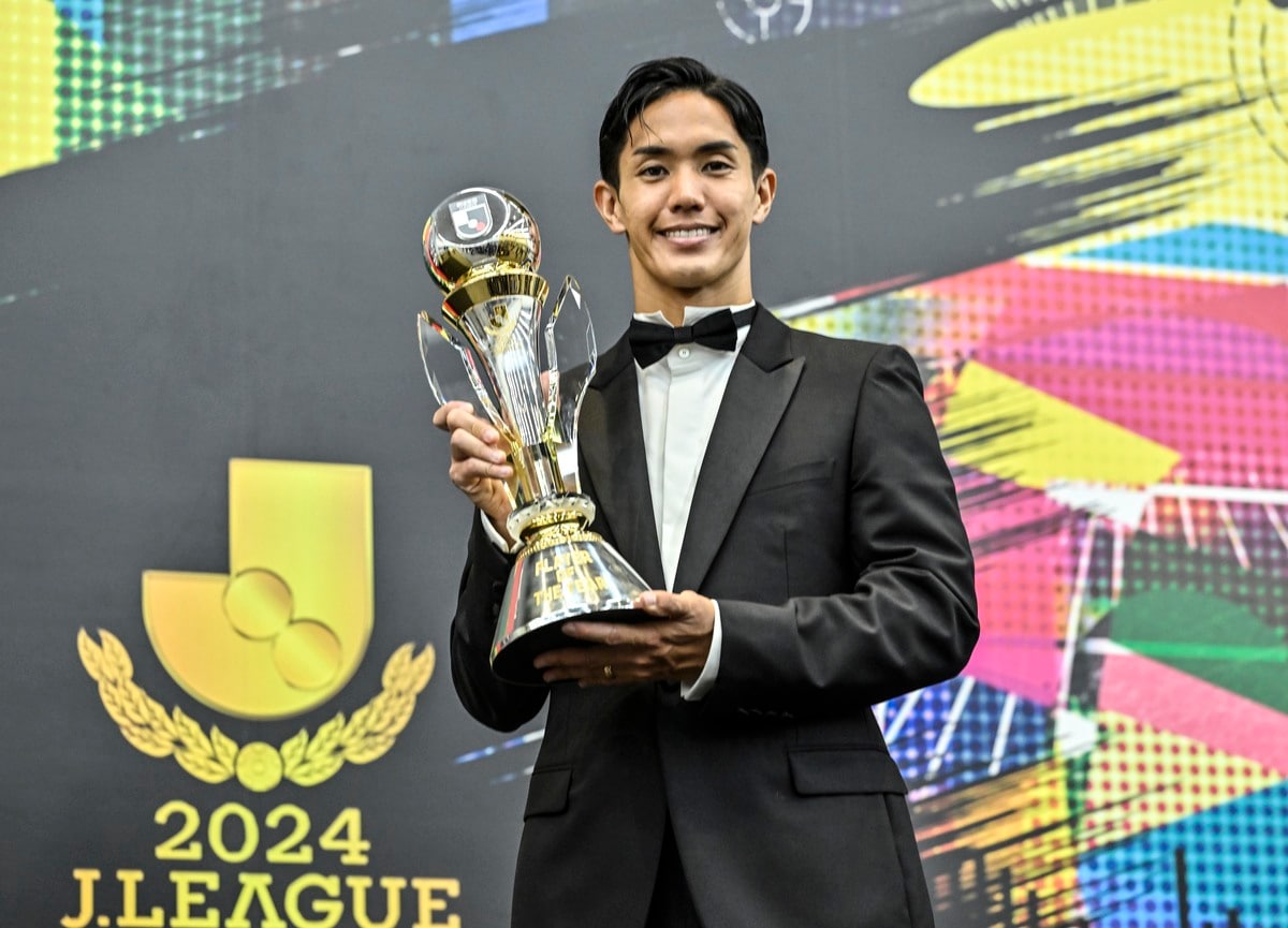 (2ページ目) 24年JリーグMVP受賞のFW武藤嘉紀が子どもに抱っこや肩車をできないプロフェッショナルな理由とは……「そういう犠牲があって成し遂げられた」 | サッカー批評Web