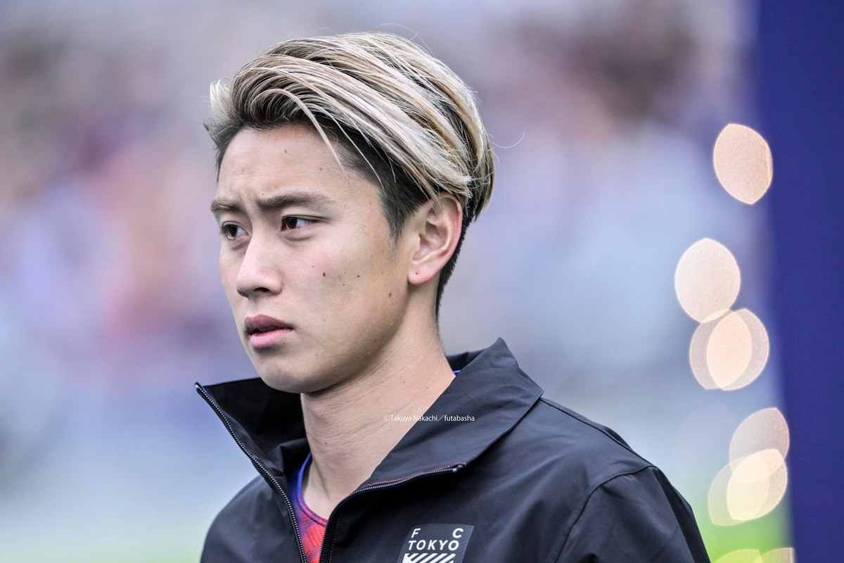 「超かっけーな」パリ五輪出場を目指す天才mf荒木遼太郎が“金×青”の新ヘアカラーを公開!「fc東京のファラオ」「イケメンは何してもイケメンだ