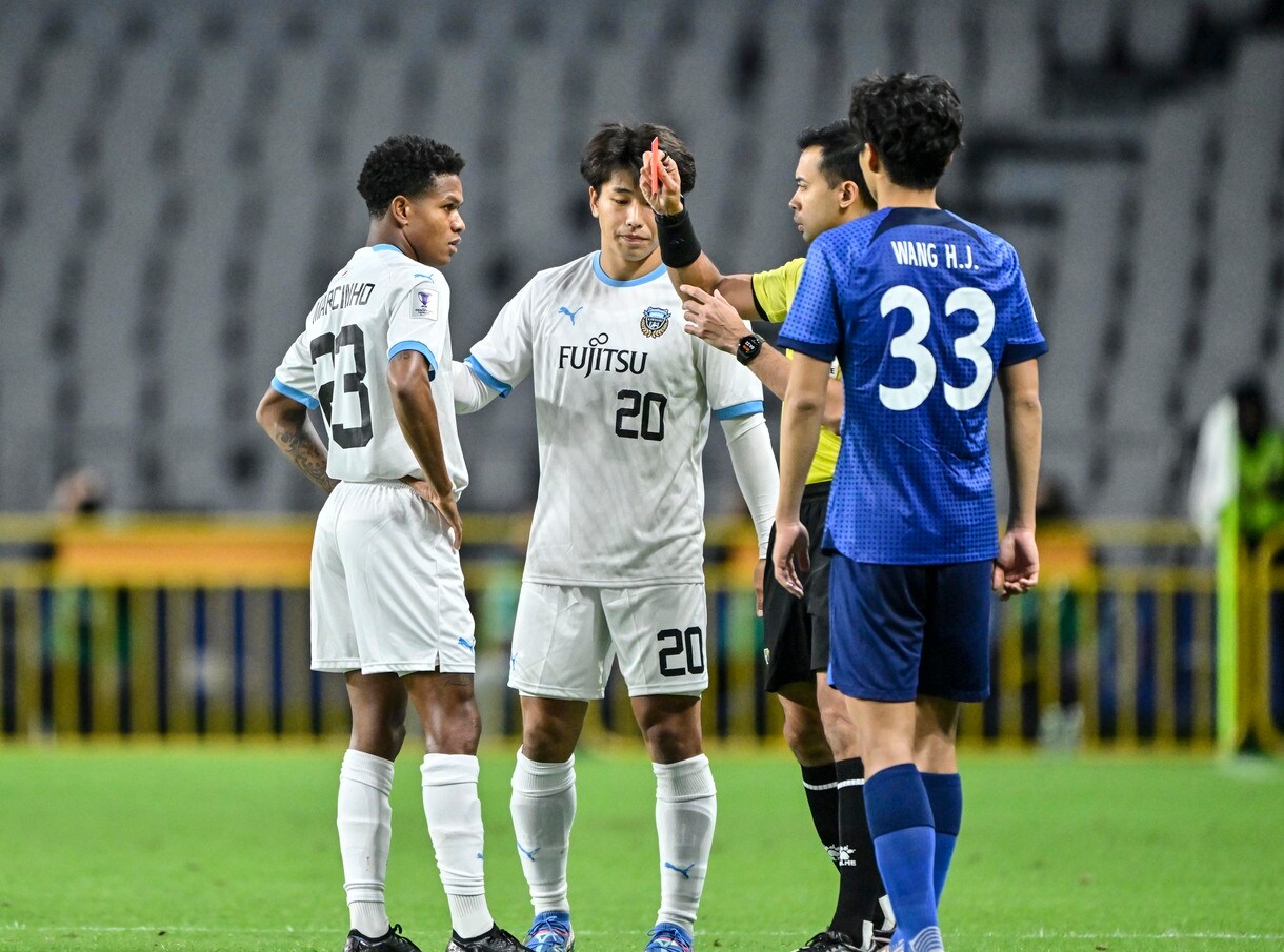 画像・写真：川崎DF佐々木旭「10人でも自信をもってプレーすれば互角に戦えた」……ACLE上海戦でCBながらドリブルシュート見せるなど気を吐く 「オニさんと一緒に戦える試合も少なくなってきた ...